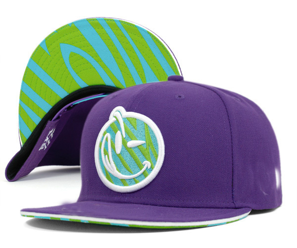 Gorras yums moradas - Imagui